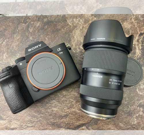 Sony Alpha ilce-7M3 Body  Tamron 28-75 G2