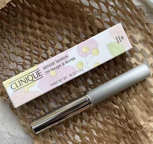 Clinique almost lipstick Black Honey