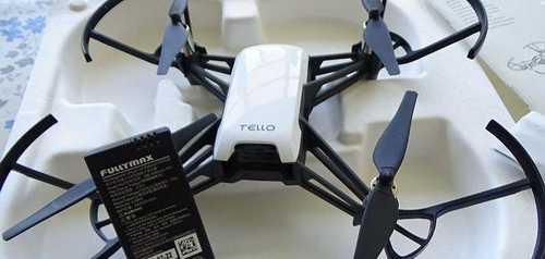 Квадрокоптер Tello TLW004 HD, Wi-Fi (камера 5 Мп)