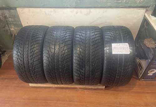 Nokian Tyres WR SUV 3 295/35 R21