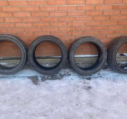 Toyo DRB 215/45 R17