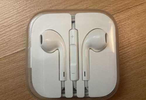 Наушники Apple EarPods (Lightning connector)