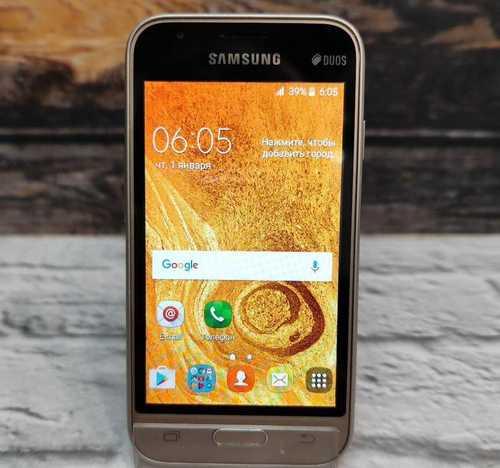 Samsung Galaxy J1 Mini SM-J105F, 8 ГБ