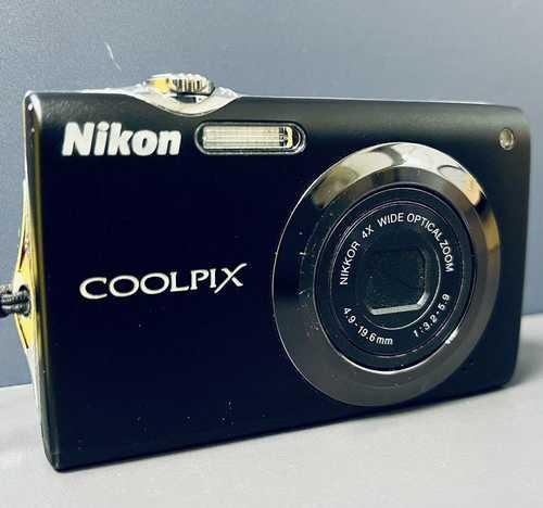 Цифровая мыльница Nikon Coolpix S3000 (2010)