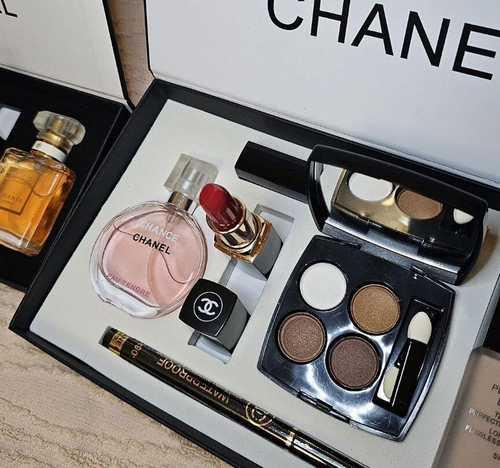 Chanel большой набор косметики шанель тушь, тени