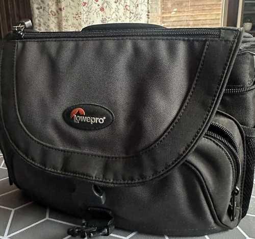 Сумка для фото LowePro Nova 4 AW