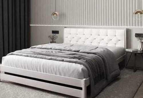 Привлекательная двухспальная кровать