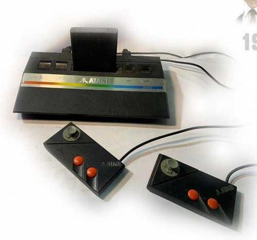 Игровая приставка Atari 2006 1988 год