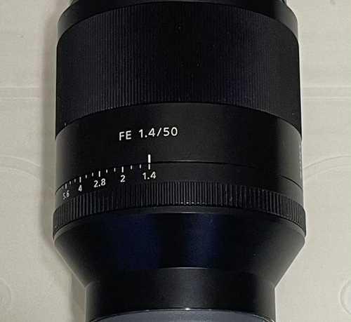 Sony Carl Zeiss Planar T* FE 50mm f/1.4 ZA