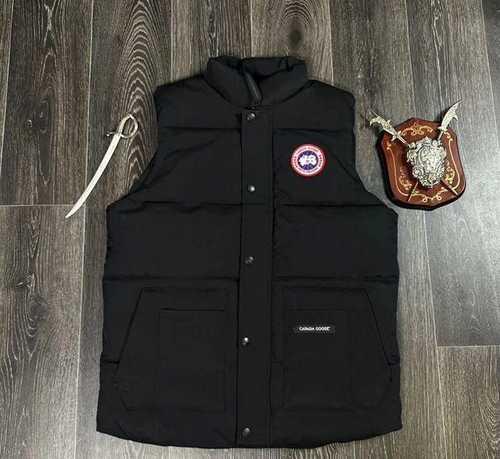 Canada goose жилет