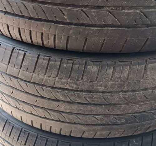 Bridgestone Dueler H/T 215/60 R17 96H