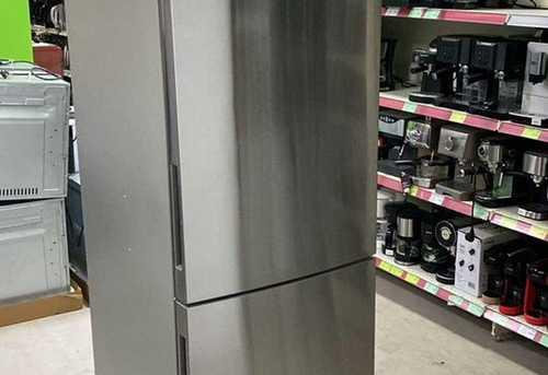 Холодильник с морозильником Haier C2F637cxrg серый