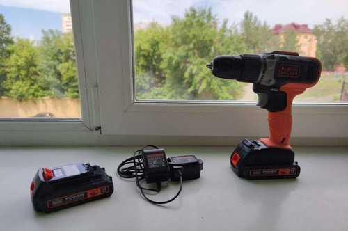 Дрель-шуруповерт black+decker