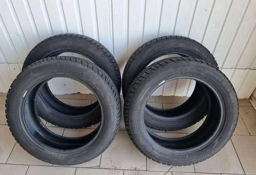 Tigar Ice 215/55 R17 98T