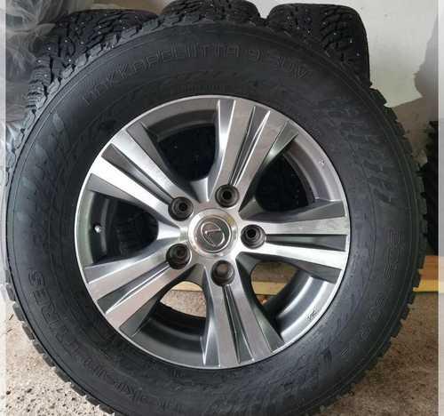 Nokian Tyres Hakkapeliitta 9 SUV 285/60 R18 116T