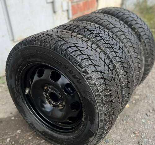 Зимние колеса Cordiant 215/65 R16 на Duster