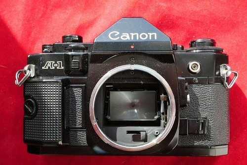 Могучий и красивый Canon A-1 в прекрасном сост