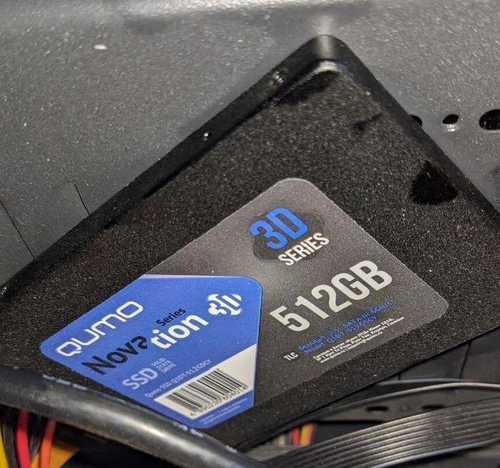 512 гб SATA SSD qumo Novation