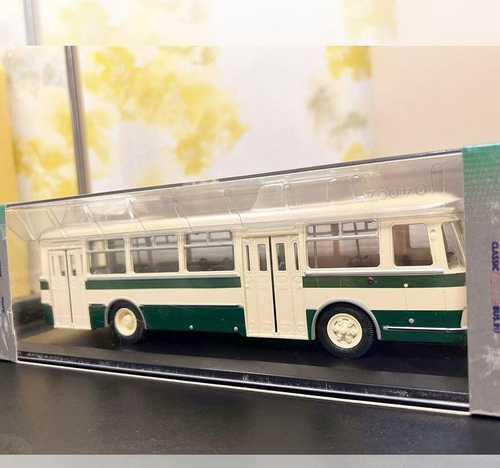 Модель liaz-677 1:43 classic bus