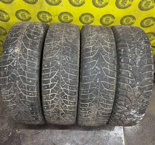 Bridgestone Blizzak Spike-02 215/70 R16 100T