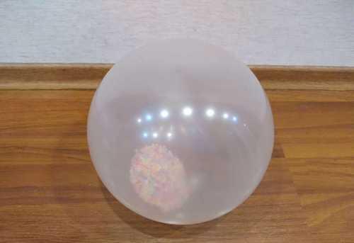 Воздушные шарики с цветной крошкой внутри