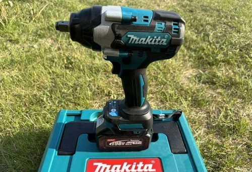 Гайковерт Makita 700Нм