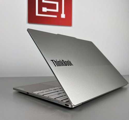 Lenovo ThinkBook X 2024 Ultra 9/5 16/32GB IPS