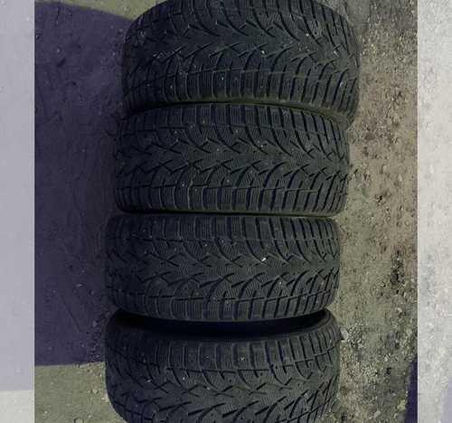 Toyo Observe G3-Ice 235/45 R18 98T