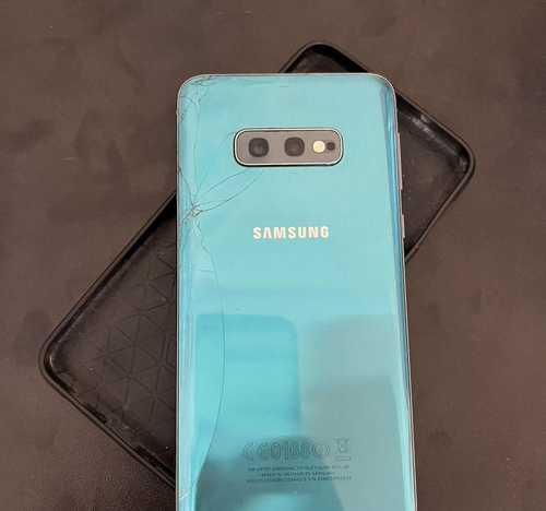 Samsung Galaxy S10e, 6/128 ГБ