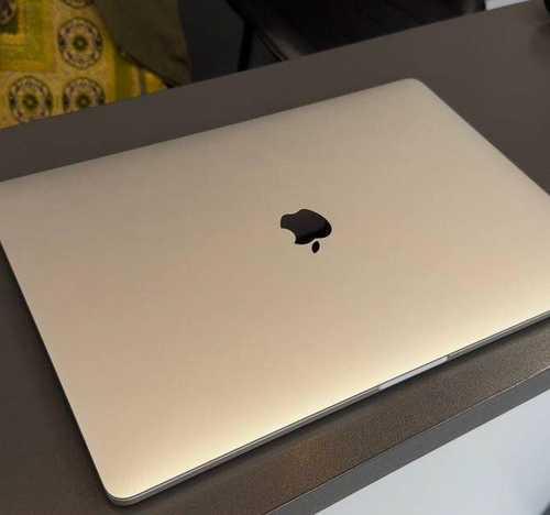 Apple macbook pro 15 2017