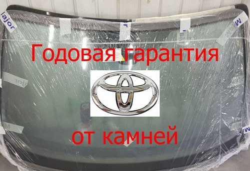 Лобовое стекло Toyota Corolla замена за час