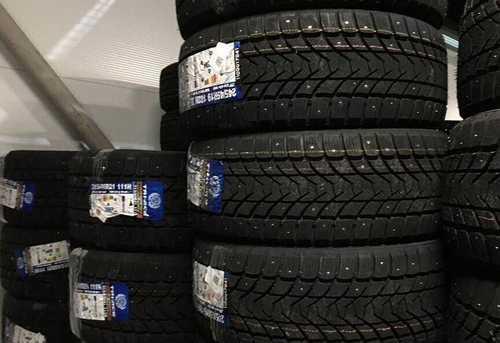 Tri Ace Snow White II 245/45 R19 102H