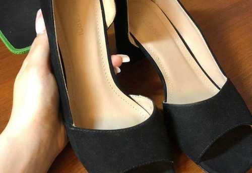 Туфли женские черные 37 размер