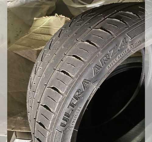 Arivo Ultra ARZ4 235/40 R18