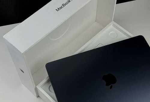Macbook Pro 13.6 M3 Midnight