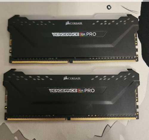 Corsair vengence pro rgb ddr4 16G 2x8Gb
