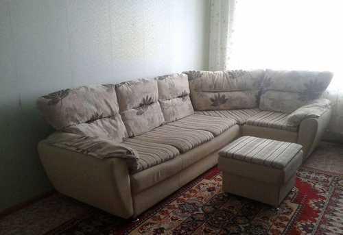 Угловой диван с креслом кроватью бу