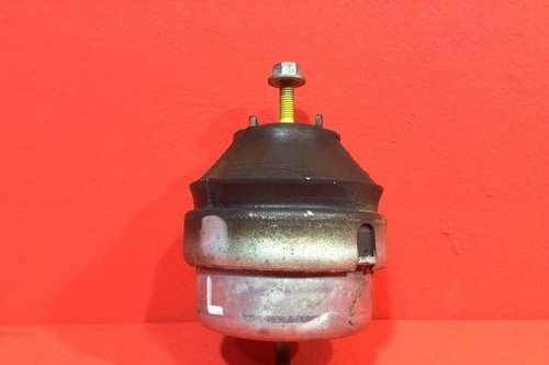 Опора двигателя левая Volkswagen Passat B5 3B3 ALT