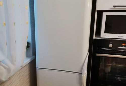 Холодильник Indesit c138 NF G no frost