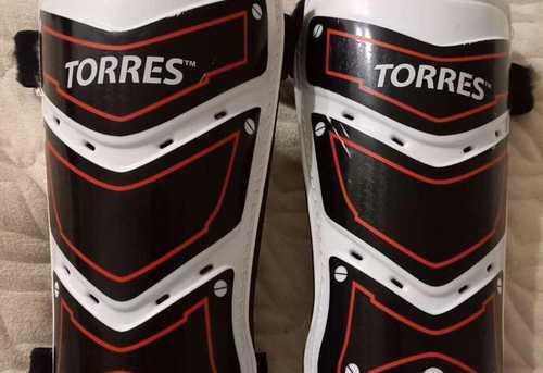 Щитки футбольные Torres