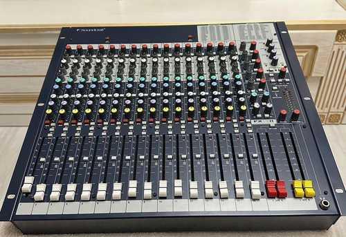 Микшерный пульт Soundcraft FX16ii