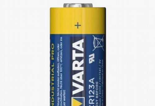 Varta CR123A Industrial Pro