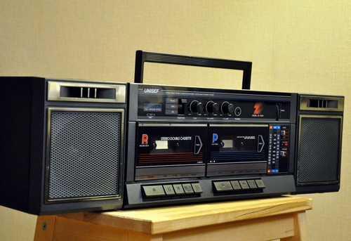 Unisef SZ-2000L и International RC-9000L