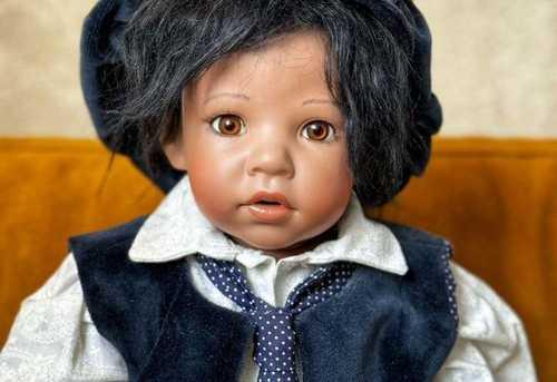 Коллекционная фарфоровая кукла Elizabeth Lindner