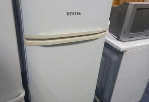 Холодильник Vestel 145 см