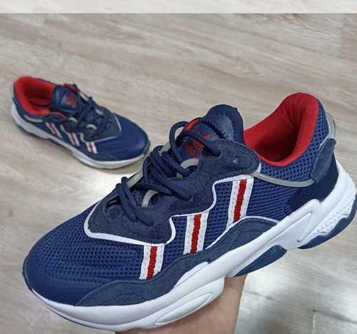 Кроссовки Adidas Ozweego