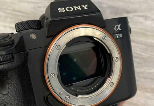 Беззеркальная камера Sony Alpha 7 III Body