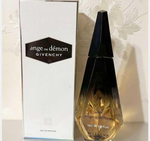 Givenchy Ange ou Demon