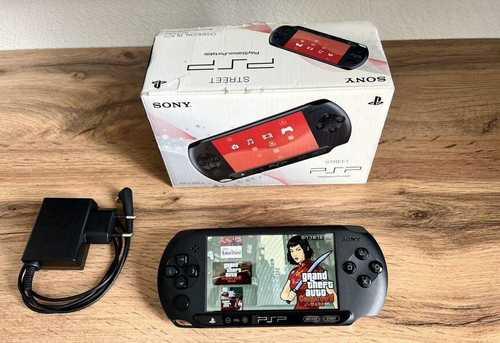 Sony PSP в идеале прошитая с коробкой и играми