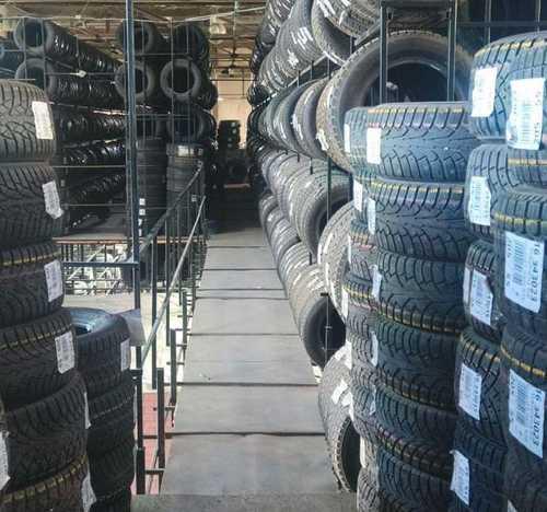 Continental ContiVikingContact 6 205/60 R16 93N